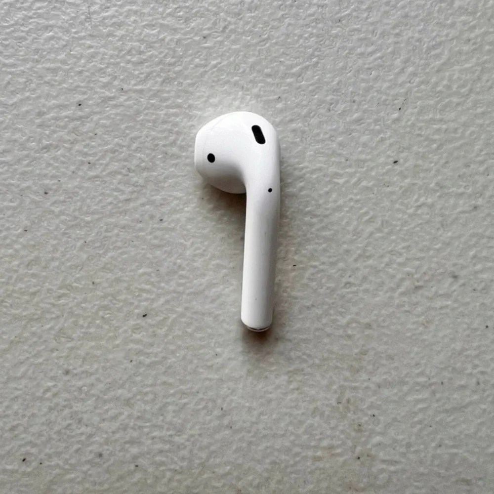Apple | Cell Phones & Accessories | Left Ear Apple Airpods 2nd ...